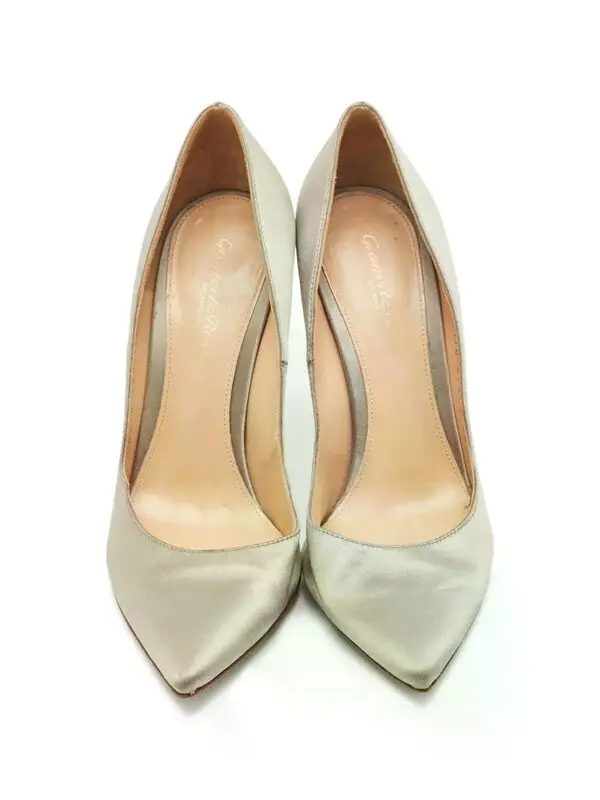 GIANVITO ROSSI Pointed-toe Stiletto Pumps