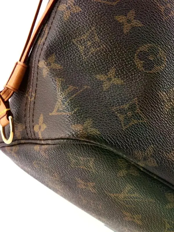 LOUIS VUITTON Neverfull Monogram Canvas Pm Tote Bag