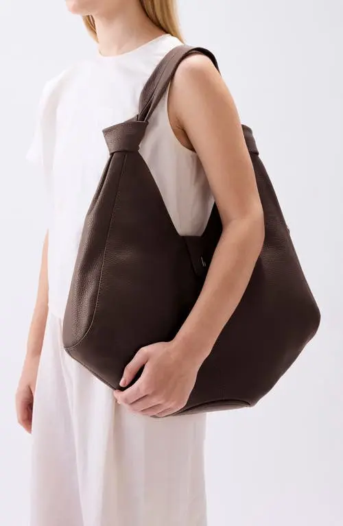 BEHNO Large Nelli Pebble Leather Hobo Bag - Cacao