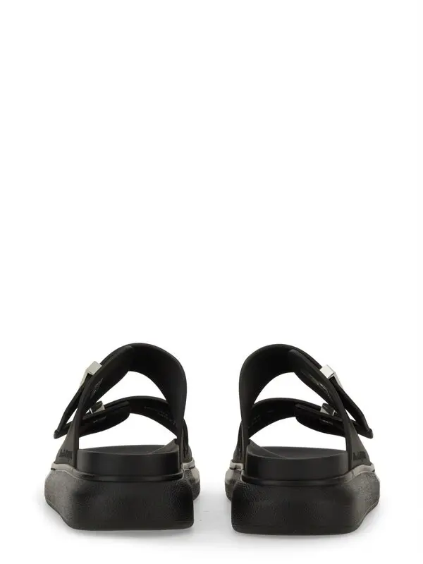 Alexander McQueen Oversized 'hybrid' Sandals - Black
