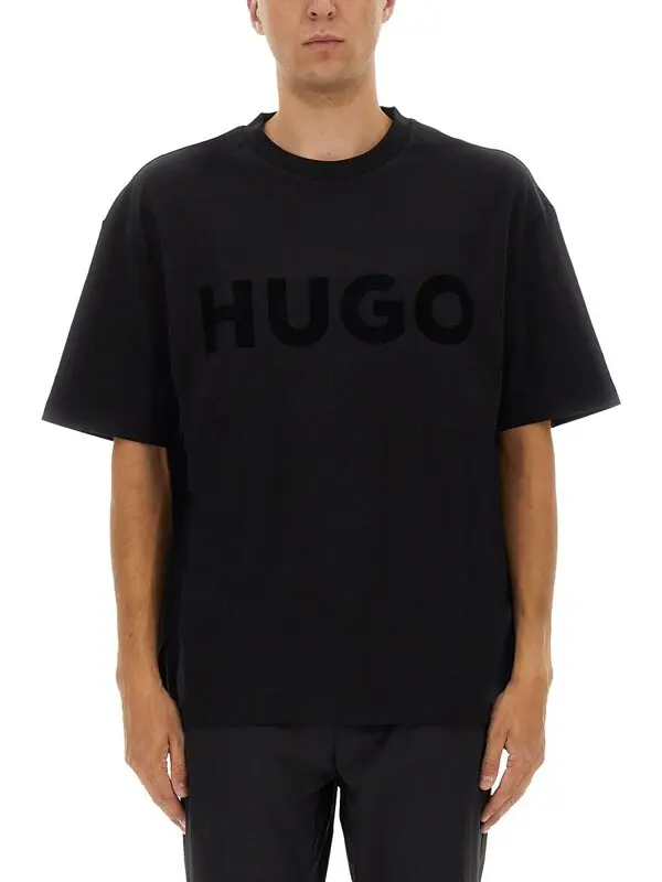 Hugo T Shirt Oversize Con Logo - Black