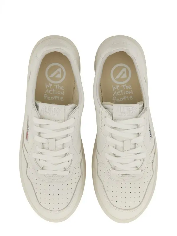 AUTRY Medalist Low Top Sneakers - White