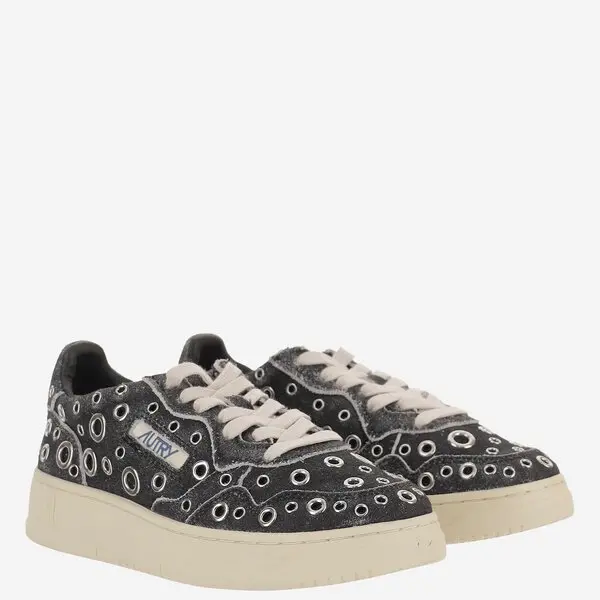 AUTRY Suede Sneakers With Metal Eyelet Decoration - Black