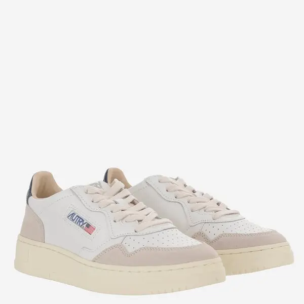 AUTRY Medalist Low Leather Sneakers