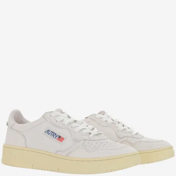 AUTRY Medalist Low Top Sneakers - White
