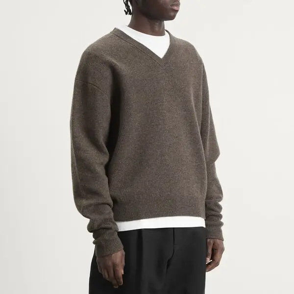 Studio Nicholson Loch Cashmere Wool V-neck Jumper - Mouse