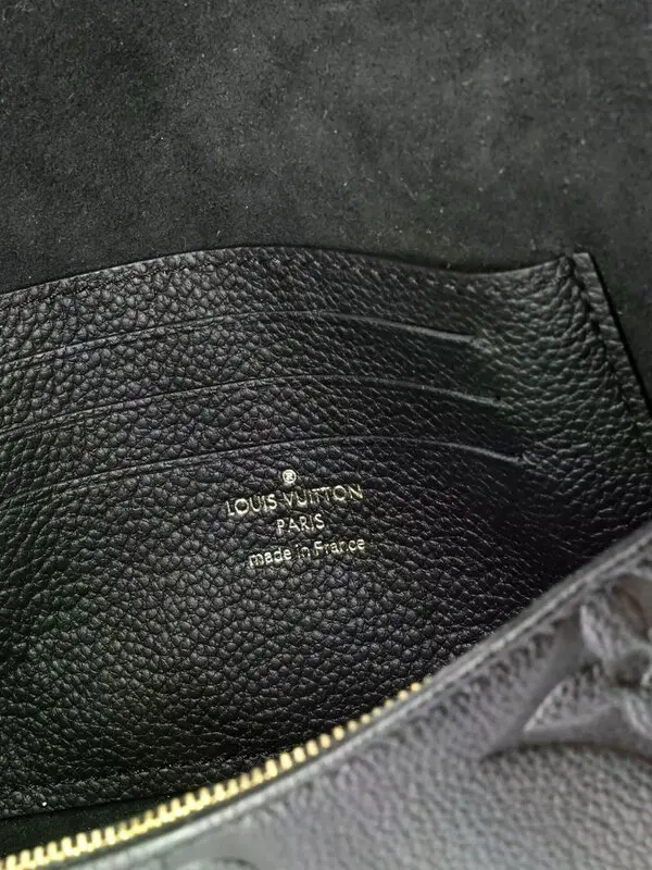 LOUIS VUITTON Ivy Wallet On Chain Monogram Empreinte Giant Shoulder Bag