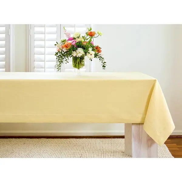 SOLINO HOME Linen Tableclothfete - Golden Straw