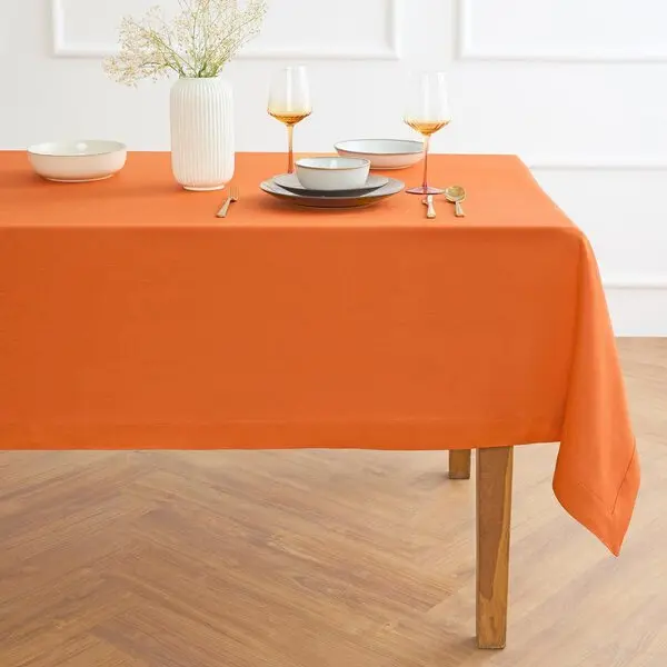 SOLINO HOME Linen Tableclothfete - Persimmon Orange