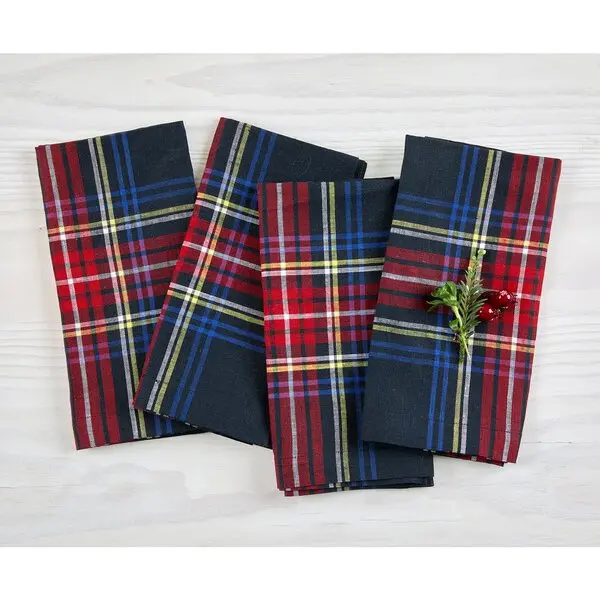 SOLINO HOME Linen Dinner Napkinsstewart Plaid - Black