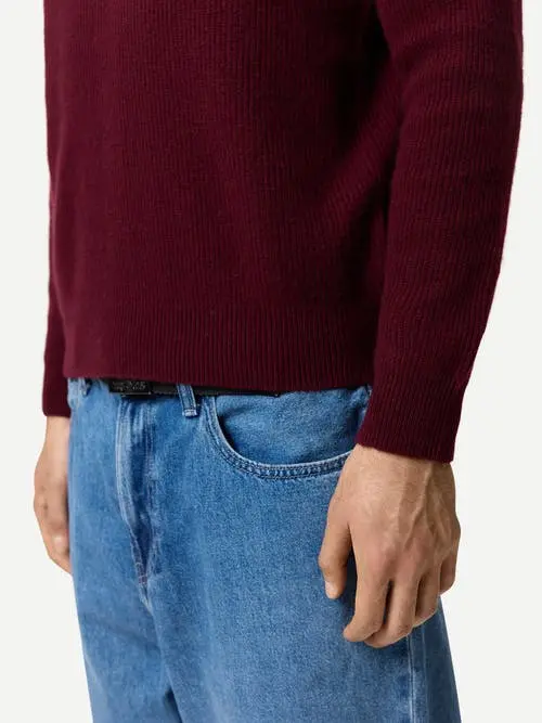 Gobi Cashmere Ribbed Crew Neck Sweater - Zinfandel