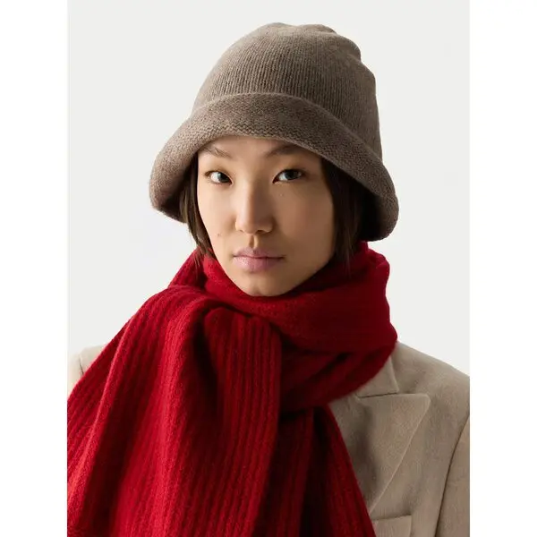 Gobi Cashmere Wide Rib Knit Scarf - Chili Pepper