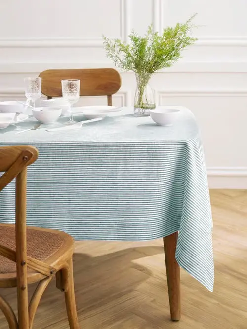 SOLINO HOME Linen Table Thrownarrow Stripe - Rainforest And White