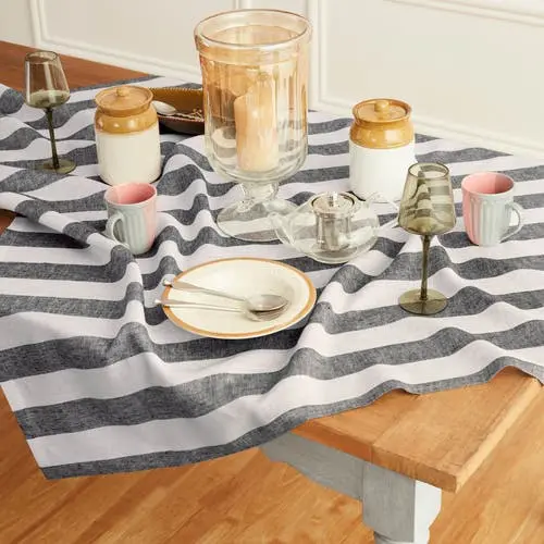 SOLINO HOME Linen Table Throw 52 X 52 Inch For Dining Table - Black And White