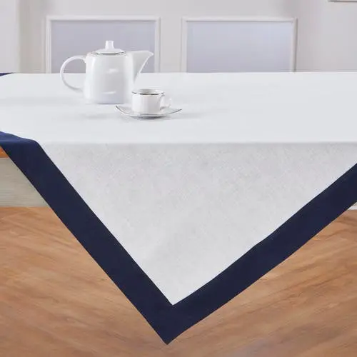 SOLINO HOME Linen Table Throwcontempo - Navy And White