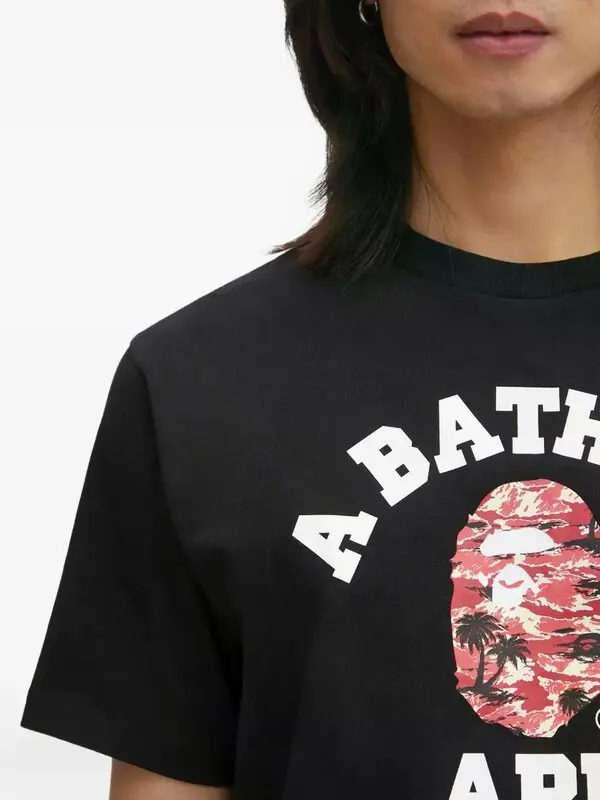 A BATHING APE Logo-print T-shirt