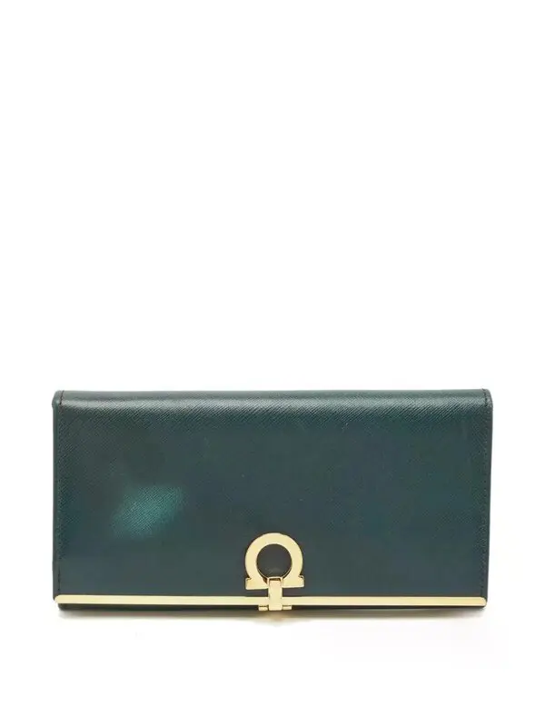 FERRAGAMO Gancio Leather Wallet - Green
