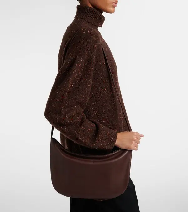 THE ROW Ew Izzy Medium Leather Shoulder Bag