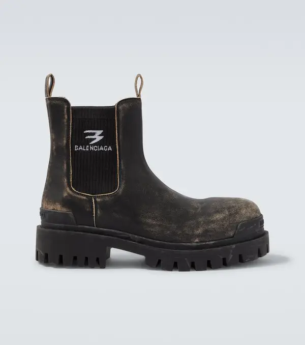 Balenciaga Strike Distressed Leather Chelsea Boots - Brown