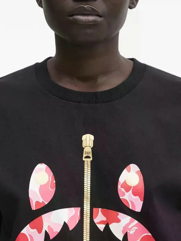 A BATHING APE Graphic Zip T-shirt