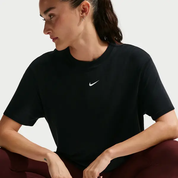 Nike Relaxed Dri-fit Short-sleeve Top - Black