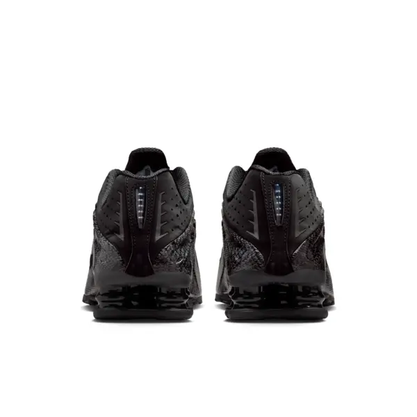 Nike Shox R4 Print Sneakers - Black