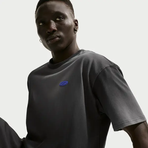 Nike Sportswear Premium Essentials T-shirt