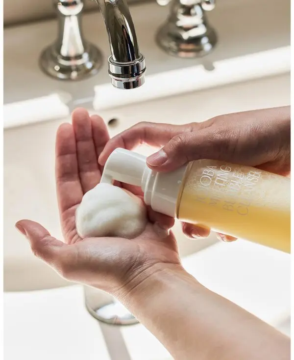 PINKWONDER Jojoba Melting Bubble Cleanser - No Color