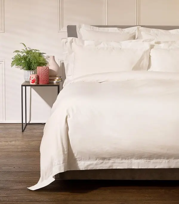 Harrods Cadogan Super King Fitted Sheet - White