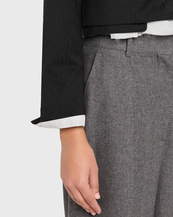 WE-AR4 Striped Suiting Cropped Blazer - Black