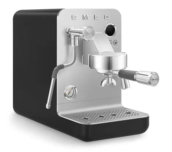 SMEG Semi-professional Espresso Machine - One-color