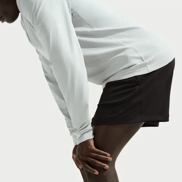 Nike Primary Nanoknit Dri-fit 7" Performance Shorts