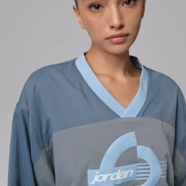 JORDAN Brooklyn Woven Long-sleeve Graphic Pullover - Blue