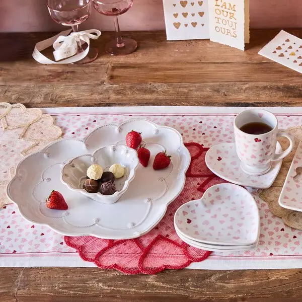JULISKA Berry & Thread Heart Platter