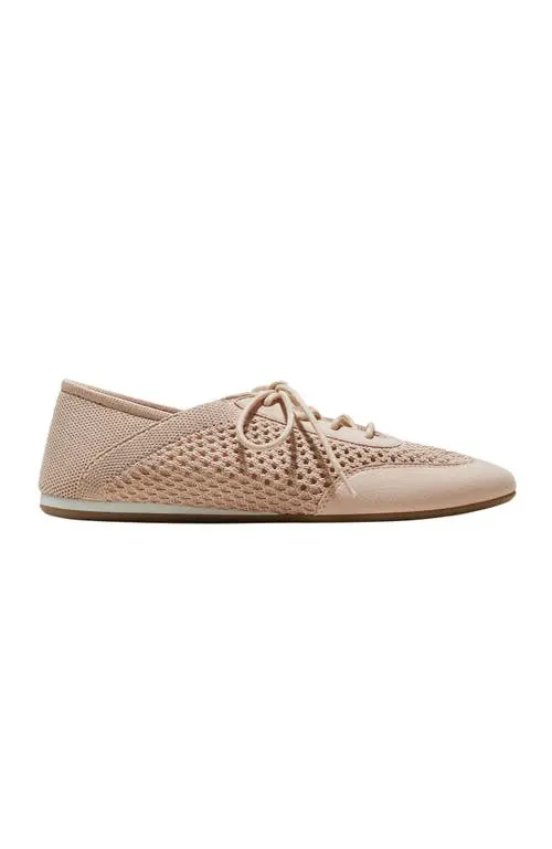 Vivaia Round-toe Lace-up Sneakers