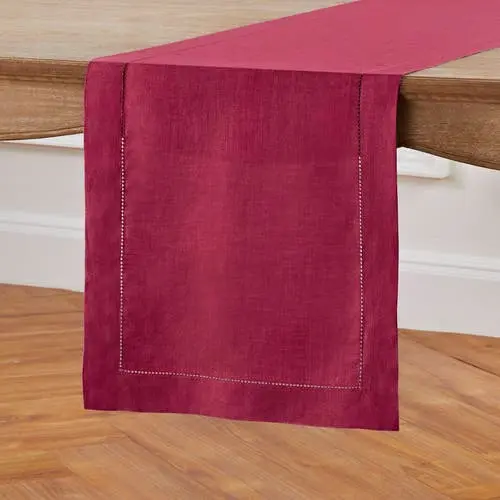 Solino Home Linen Table Runner For Dining Table - Beet
