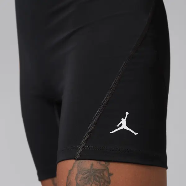 JORDAN Sport Essentials 5" Shorts