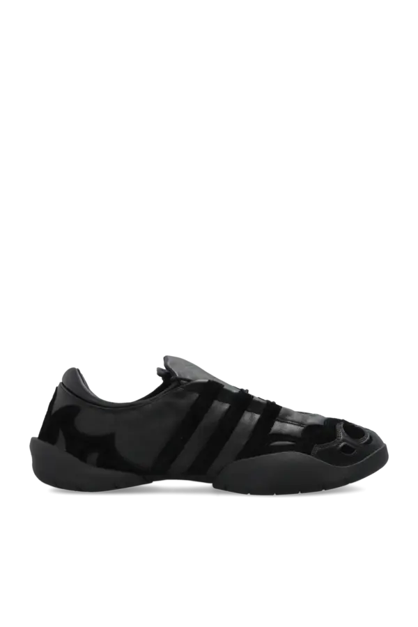 Y3 Regu 2002 Sneakers - Black