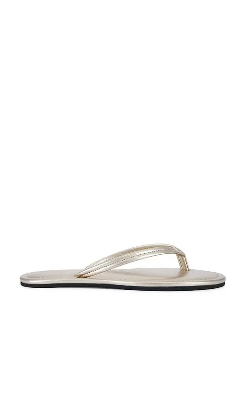 ST. AGNI Metallic Thong Sandals - Soft Gold