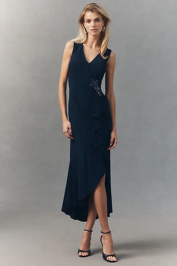 sachin and babi light blue dress Adrianna Papell Petite Sleeveless V-Neck Midi Dress - Midnight