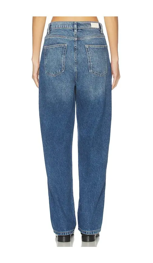 DL1961 Kendell Contoured Tapered Straight Jeans