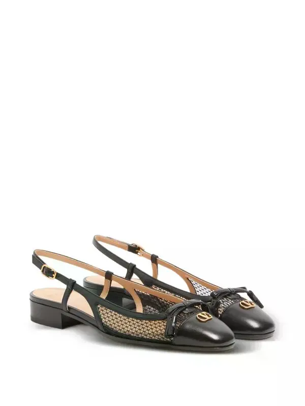Valentino Garavani Valet Du Roi Vlogo Slingback Pumps