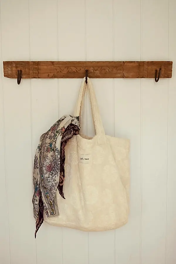 SLOWTIDE Sandy Shores Towel And Tote Set - Sand Dollar