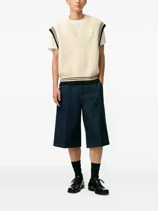 AMI Paris De Coeur V-neck Knitted Vest
