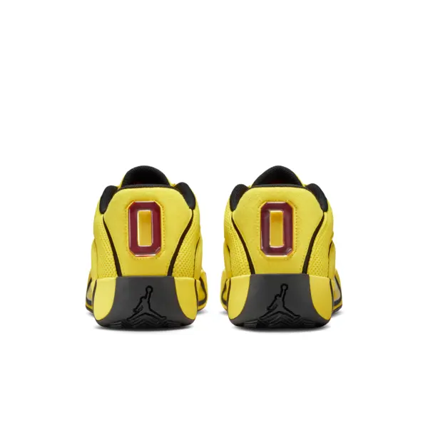 JORDAN Tatum Basketball Shoes - Yellow