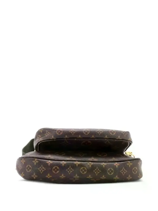 LOUIS VUITTON Multi Pochette Accessoires Monogram Canvas Crossbody Bag