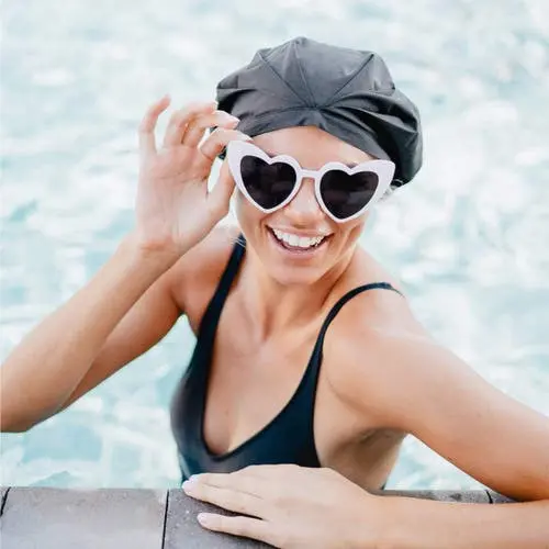 GIMME BEAUTY Lined Reusable Shower Cap