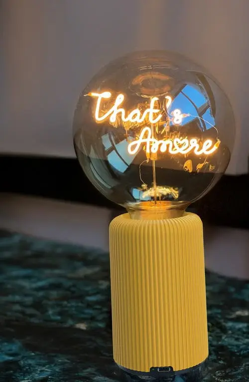 MESSAGE IN THE BULB That's Amore Bulb Portable Table Lamp