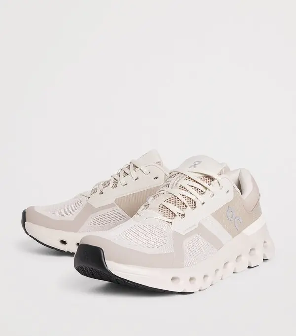 On Cloudrunner 2 Sneakers - Beige