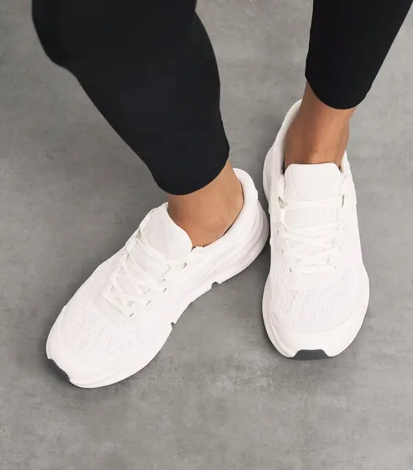 On Cloudnova Rift Trainers - White